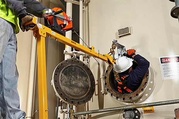 Davit Arm and Pole Hoist | Xtirpa Horizontal & Vertical Access