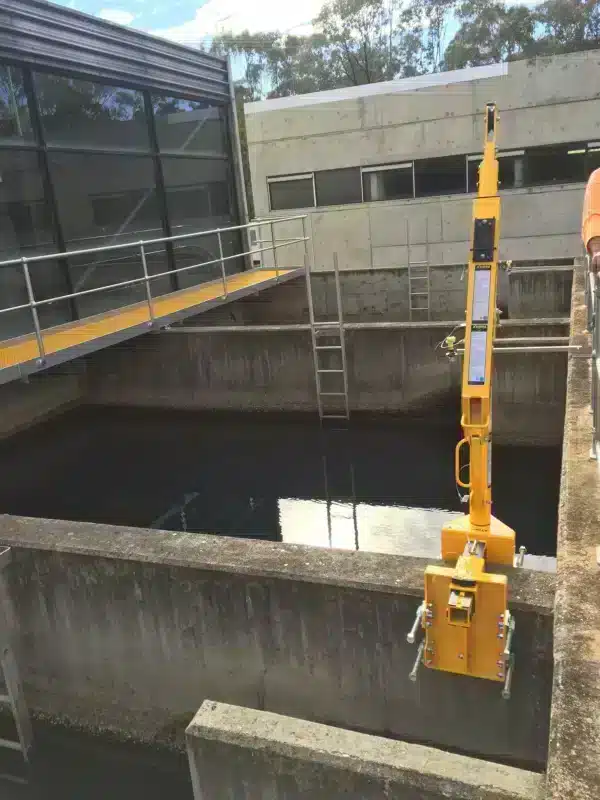 24-610mm Davit Arm with Clamp | Xtirpa Vertical Access System