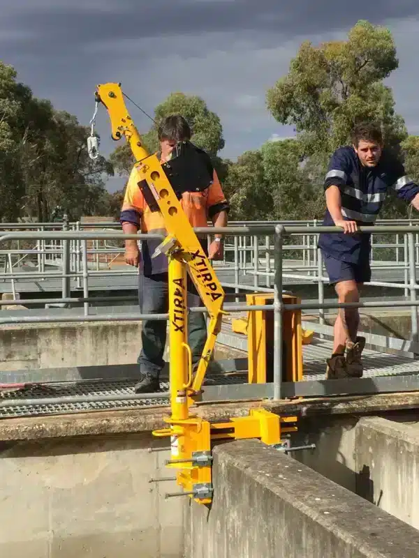 24-610mm Davit Arm with Clamp | Xtirpa Vertical Access System